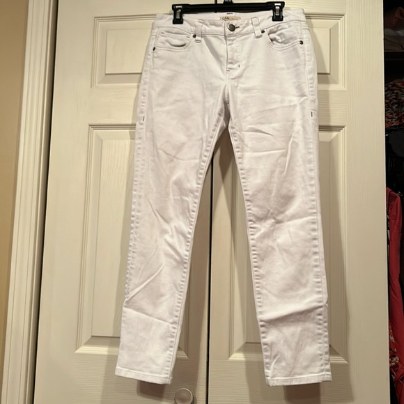 CAbi | Jeans | Cabi Jeans Sz 8 White With Back Pocket Embroidery | Poshmark